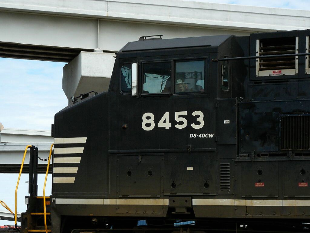 NS 8453